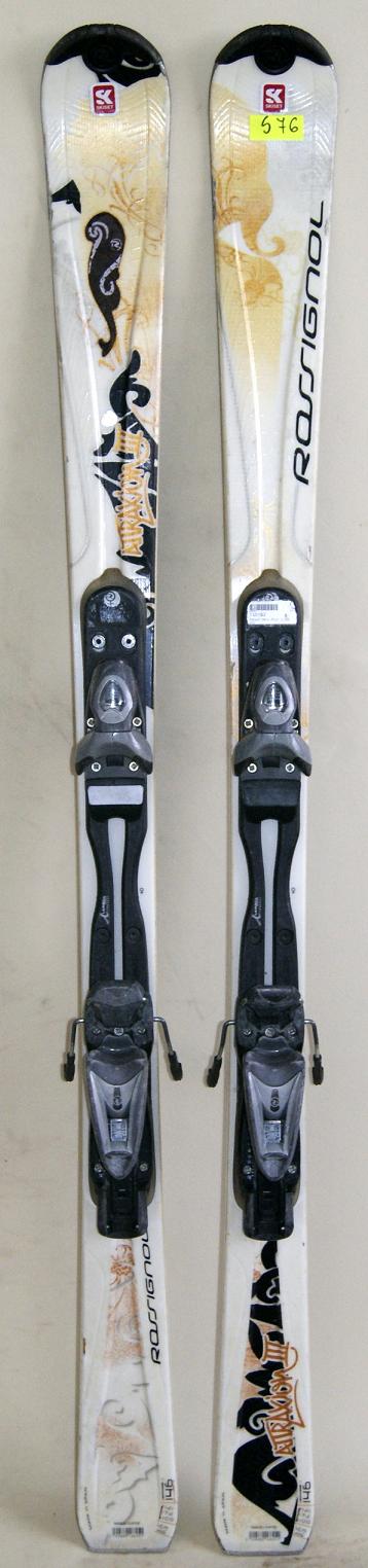 schiuri bucuresti – Schiuri si clapari second hand – Placi snowboard si ...