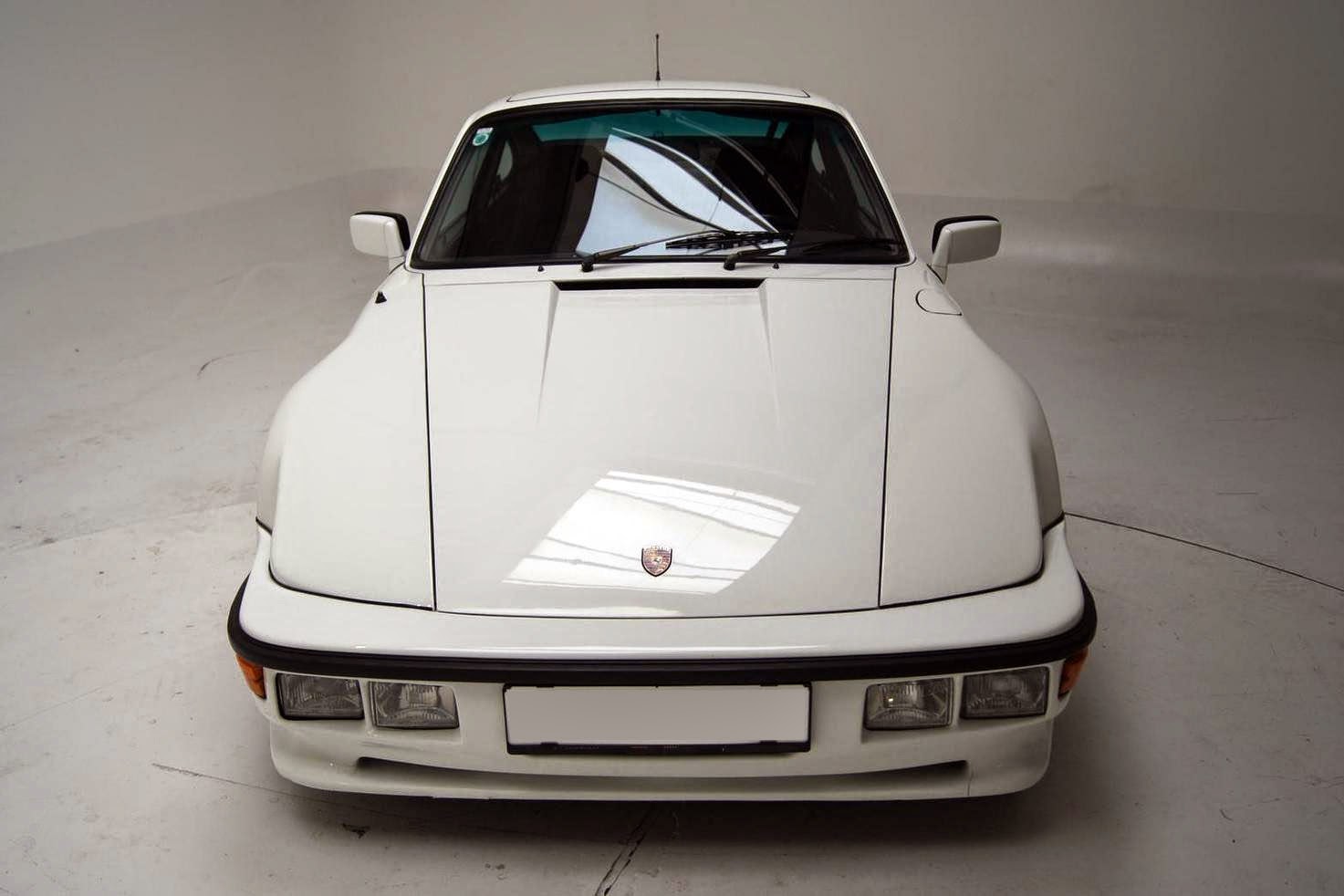 Joël GOYER Design: Porsche 911 Type 930 Turbo « Flat Nose » coupé 1982