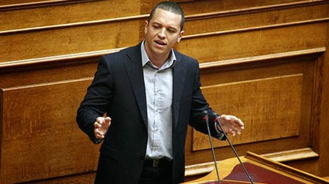 ΚΑΣΙΔΙΑΡΗΣ ΧΘΕΣ ΤΑ ΜΕΣΑΝΥΧΤΑ ΣΤΗΝ ΒΟΥΛΗ: ΜΕ ΕΝΤΟΛΗ ΤΩΝ ΕΒΡΑΙΩΝ ...