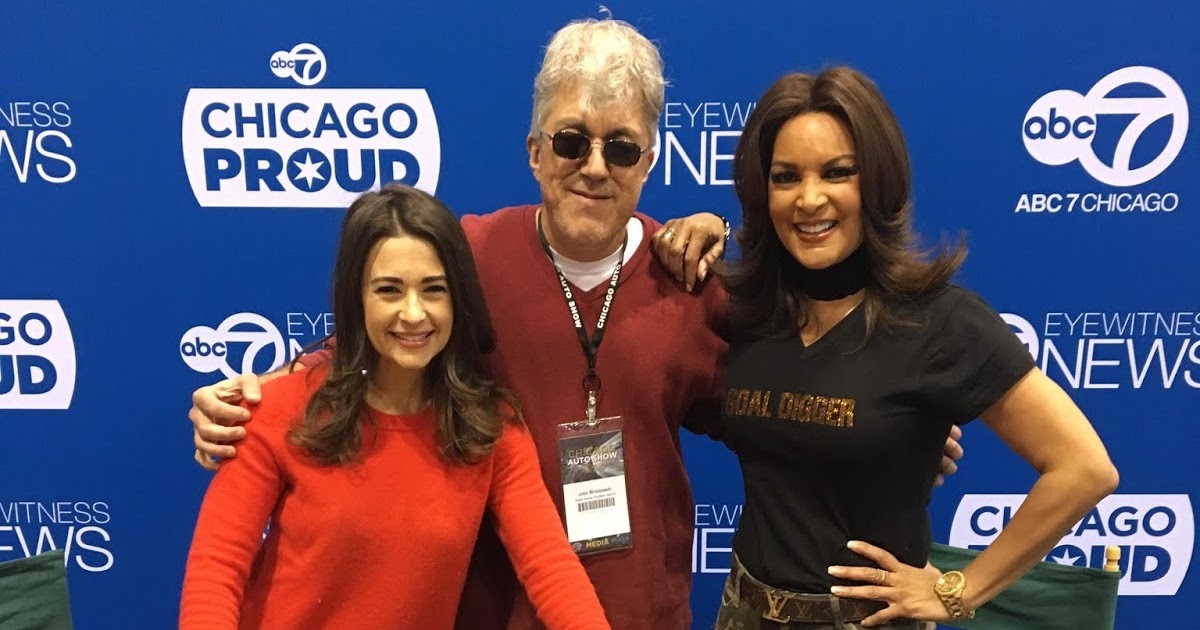JOHNGY'S BEAT: Liz Nagy and Cheryl Burton at the Chicago Auto Show 2018