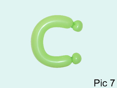 CLASSICAL: Balloon letter C