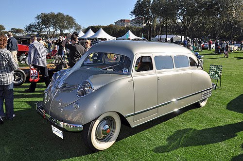 yun xiu: 1936 Stout Scarab