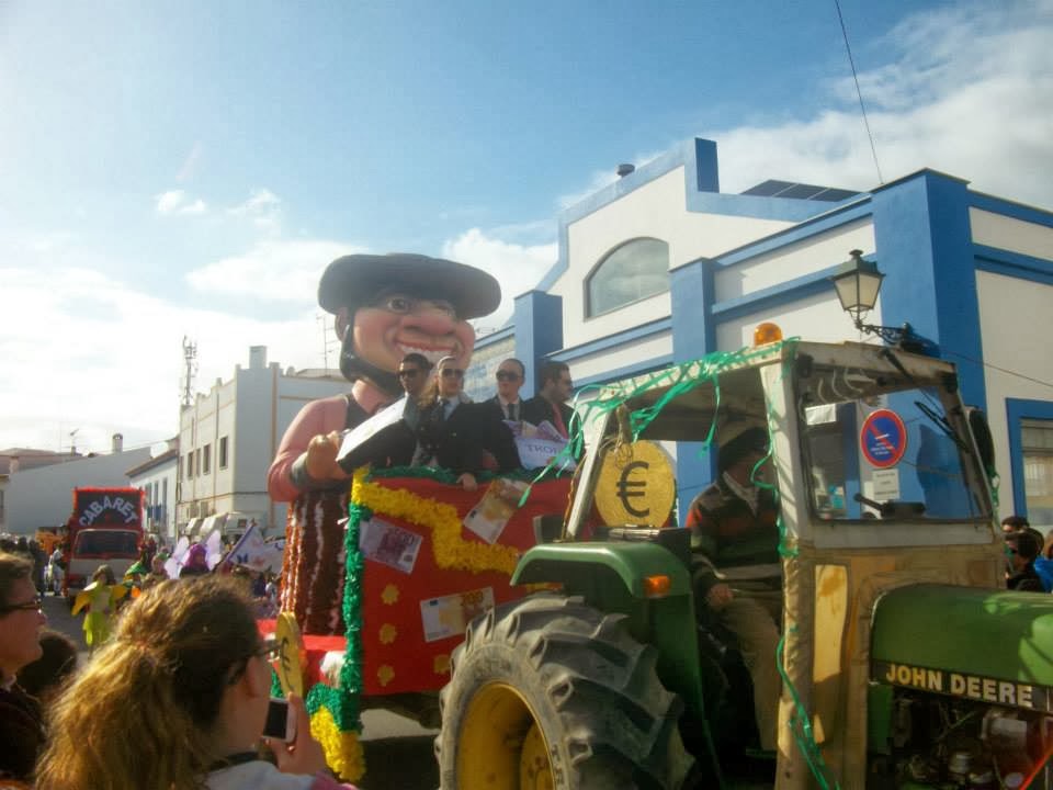 BLOG LUSO-CARIOCA: CORSO DE CARNAVAL EM ALMODÔVAR, PORTUGAL