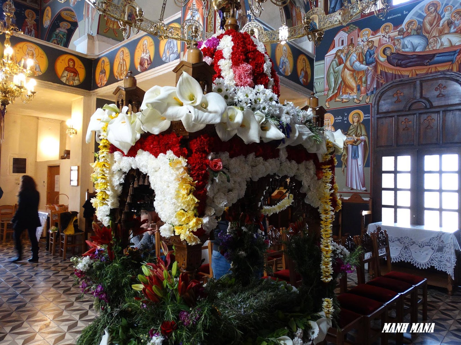 ΝΑΟΙ ΣΤΗ ΜΑΝΗ: ΕΠΙΤΑΦΙΟΙ ΣΤΗ ΜΑΝΗ