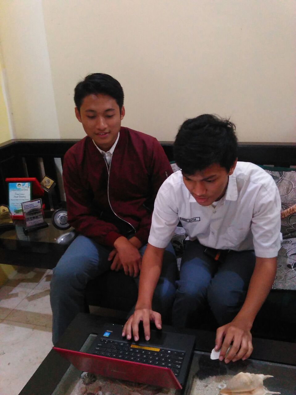 SMA IBNU HAJAR BOARDING SCHOOL: Rak Arsip SMA IHBS