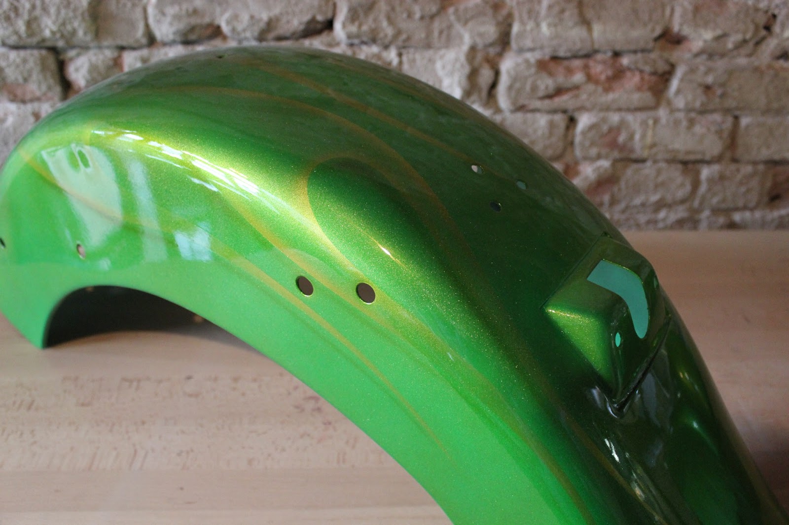 Online Motorcycle Paint Shop: Green and gold ghost flames