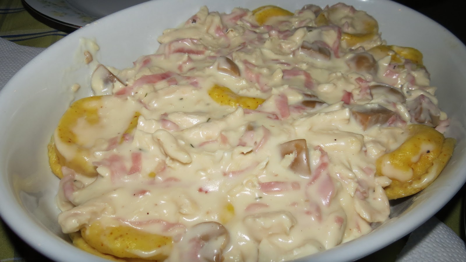 Aficionados por la cocina: Sorrentinos de ricota, mozarrela y jamón con ...