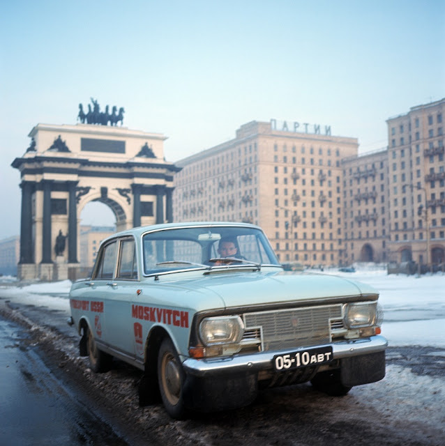 communist cars: Moskvich in high resolution