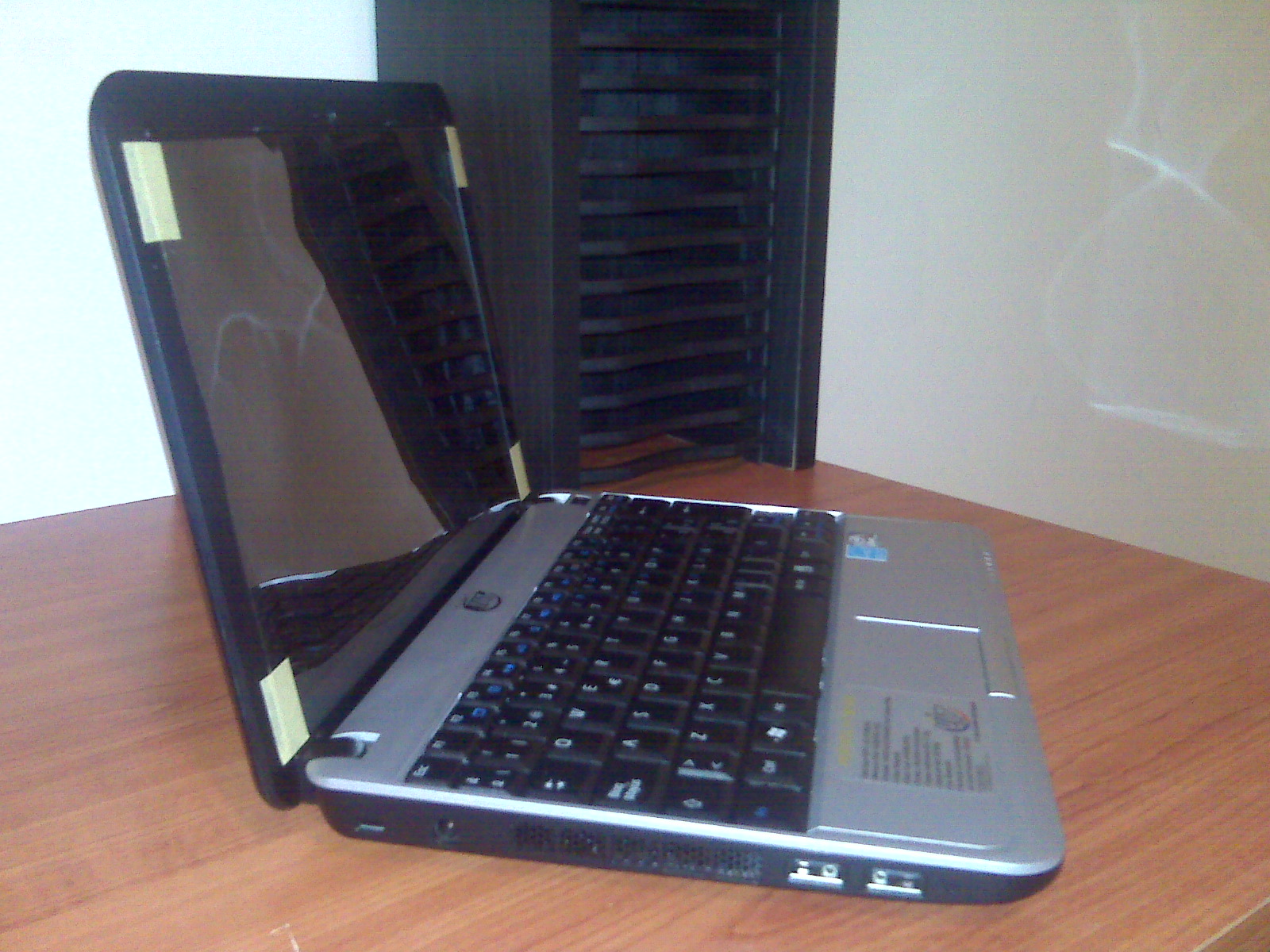 BM&B C.A: COMPUTADOR MINI PORTATIL