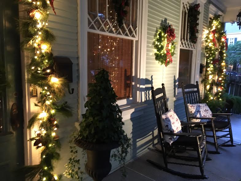 The Uptown Acorn: Heaux. Heaux. Heaux. {My Home at Dusk}