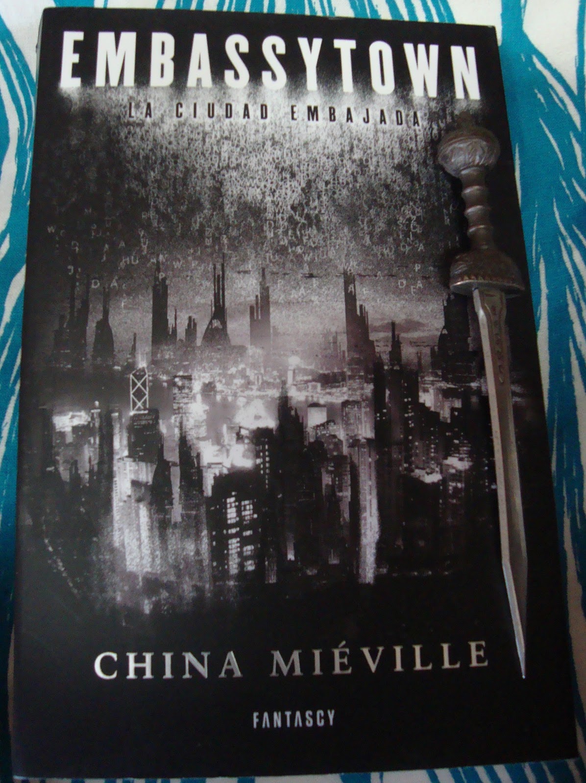 Libros de Olethros: EMBASSYTOWN. China Miéville