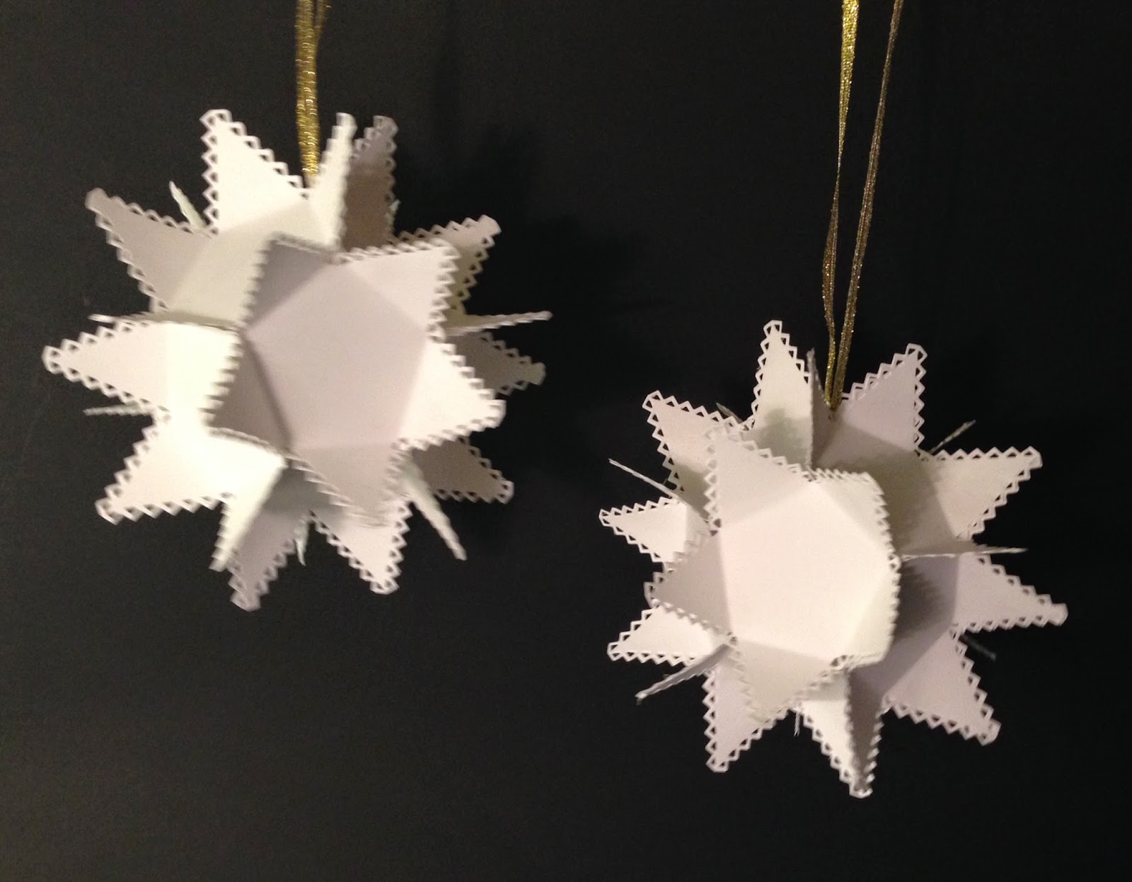 Heidis Kreative Team Huleboer: Jule stjerner til ophæng.