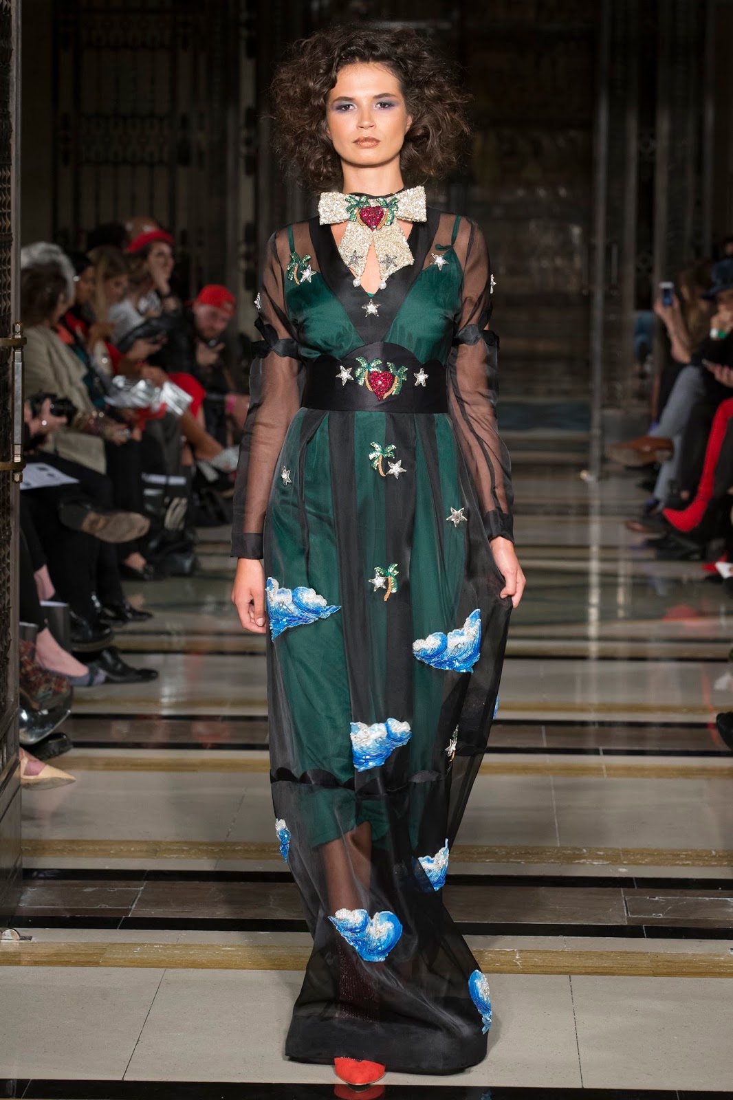 frumpy to funky: DDFC x FAD Dubai Fashion Showcase unveils designer ...