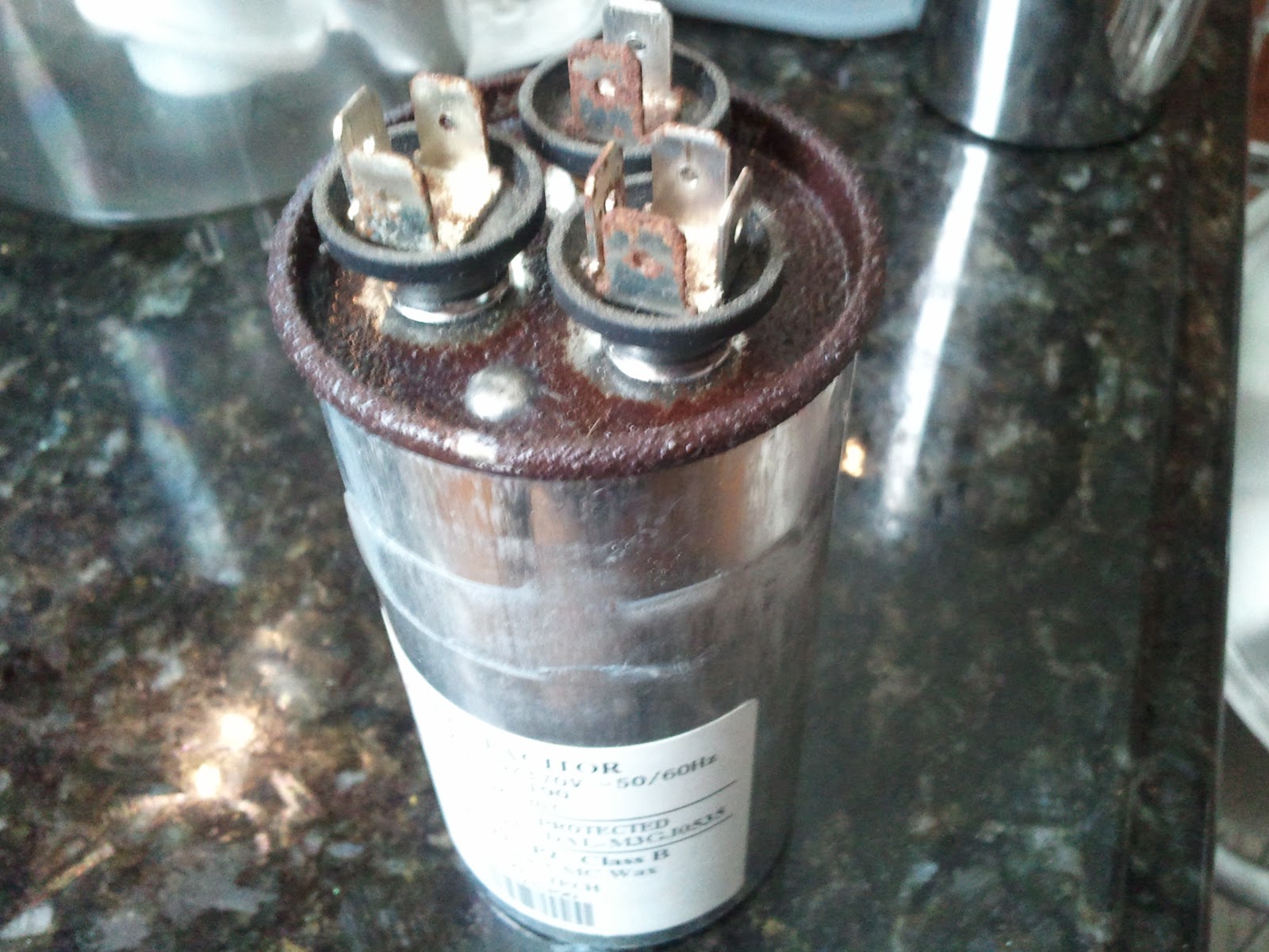 Tsaro Labs: Home electronics repair: Capacitor replacement for dummies