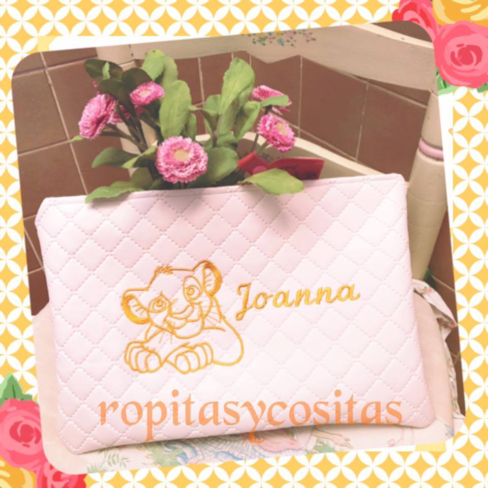 Ropitas y Cositas: Cositas de personajes