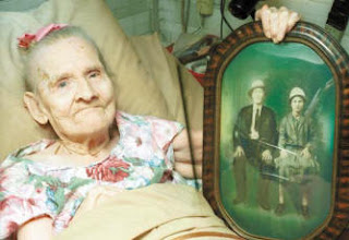 Mountain Genealogists: Two Civil War Pensions Still Being Paid Monthly