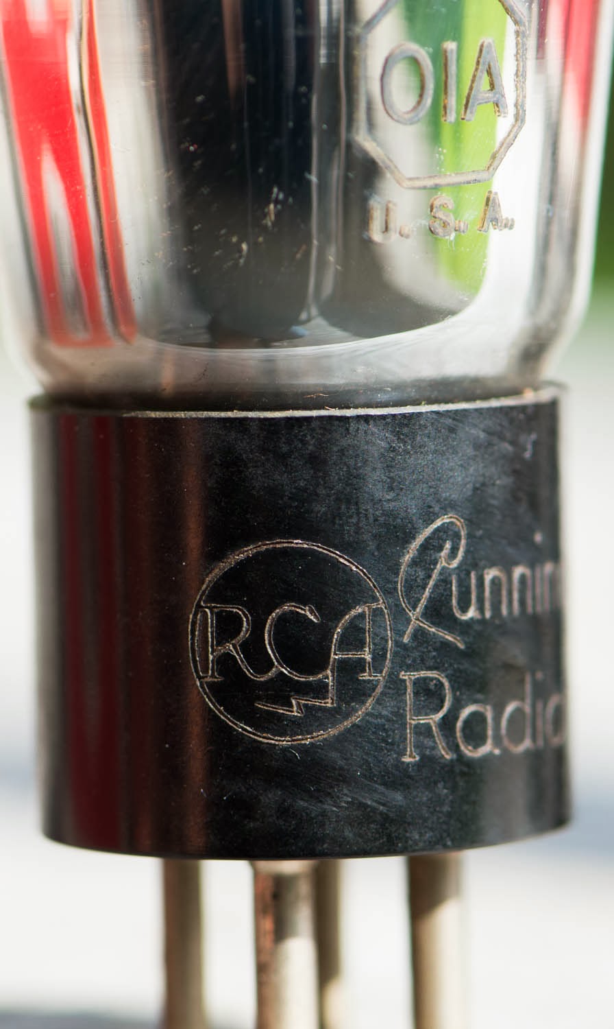 VinylSavor: Tube of the Month : The UX201A