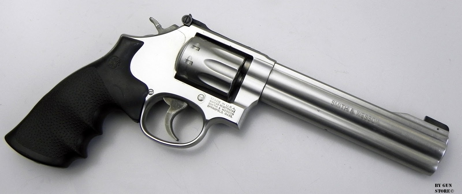 Armi usate web portal: Revolver Smith & Wesson mod. 617-6 cal. 22 l.r.