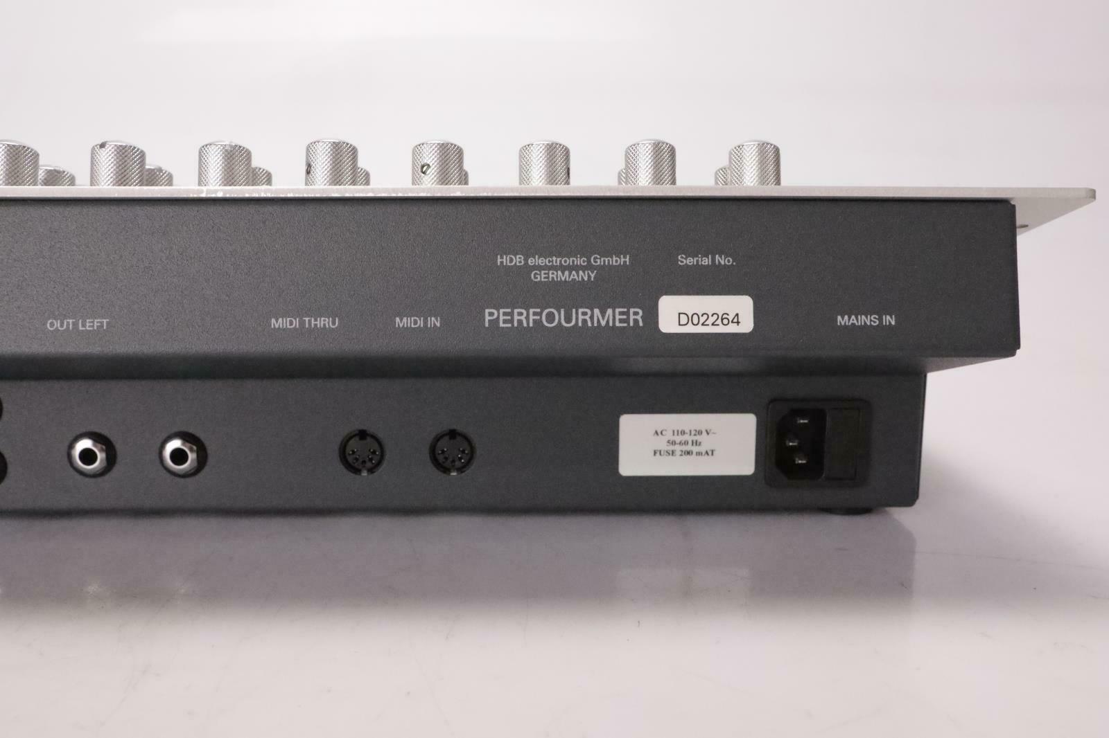 MATRIXSYNTH: Vermona Perfourmer Quad Analog Synthesizer SN D02264