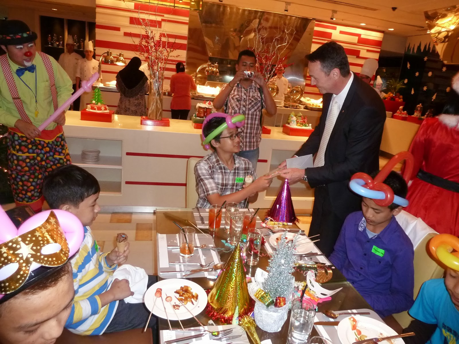 Kee Hua Chee Live!: PART 1---SHANGRI-LA HOTEL KUALA LUMPUR RAISES ...