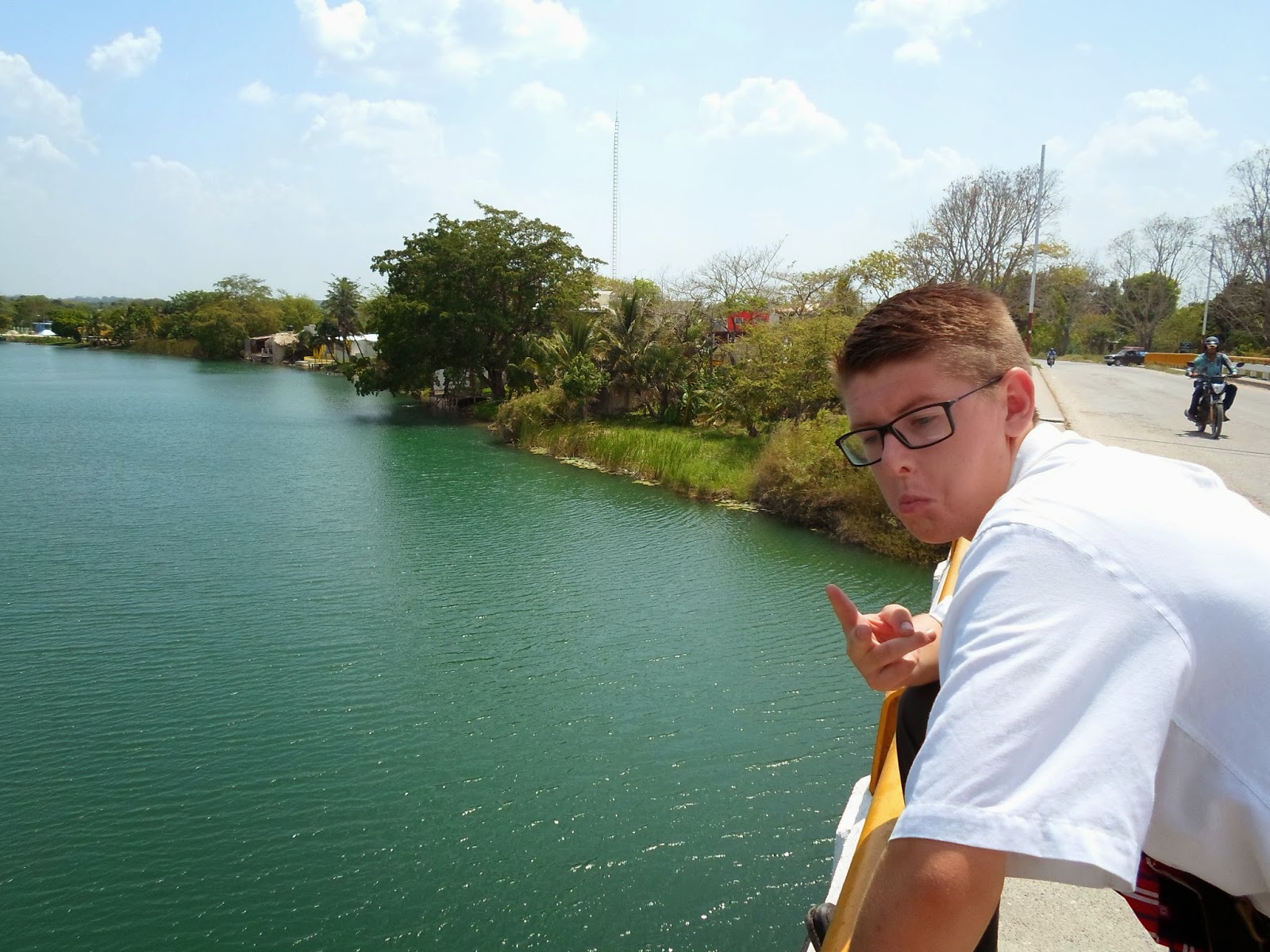 ELDER HUNTER DARREN DEVRIES