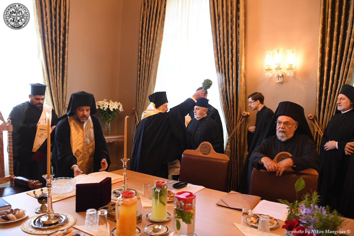 ΦΩΣ ΦΑΝΑΡΙΟΥ: ΣΤΙΓΜΙΟΤΥΠΑ ΑΠΟ ΤΙΣ ΣΗΜΕΡΙΝΕΣ ΕΚΛΟΓΕΣ ΜΗΤΡΟΠΟΛΙΤΩΝ ΣΤΟ ...