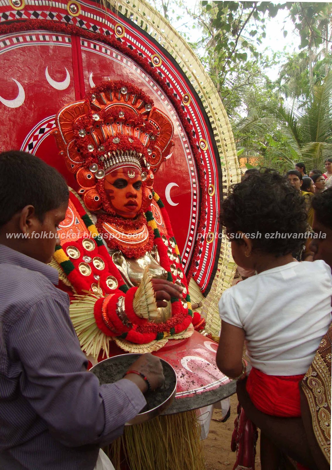 folklore: THEYYAM