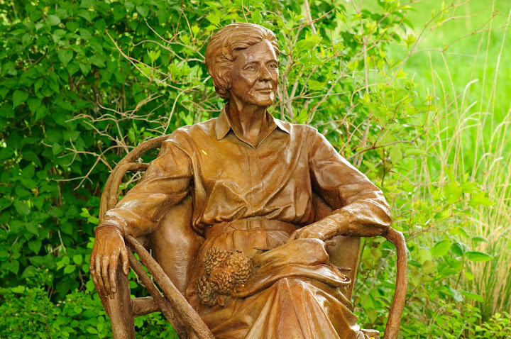 Decoratiuni Gradina, design gradina - blog: Statui gradina, idei si modele