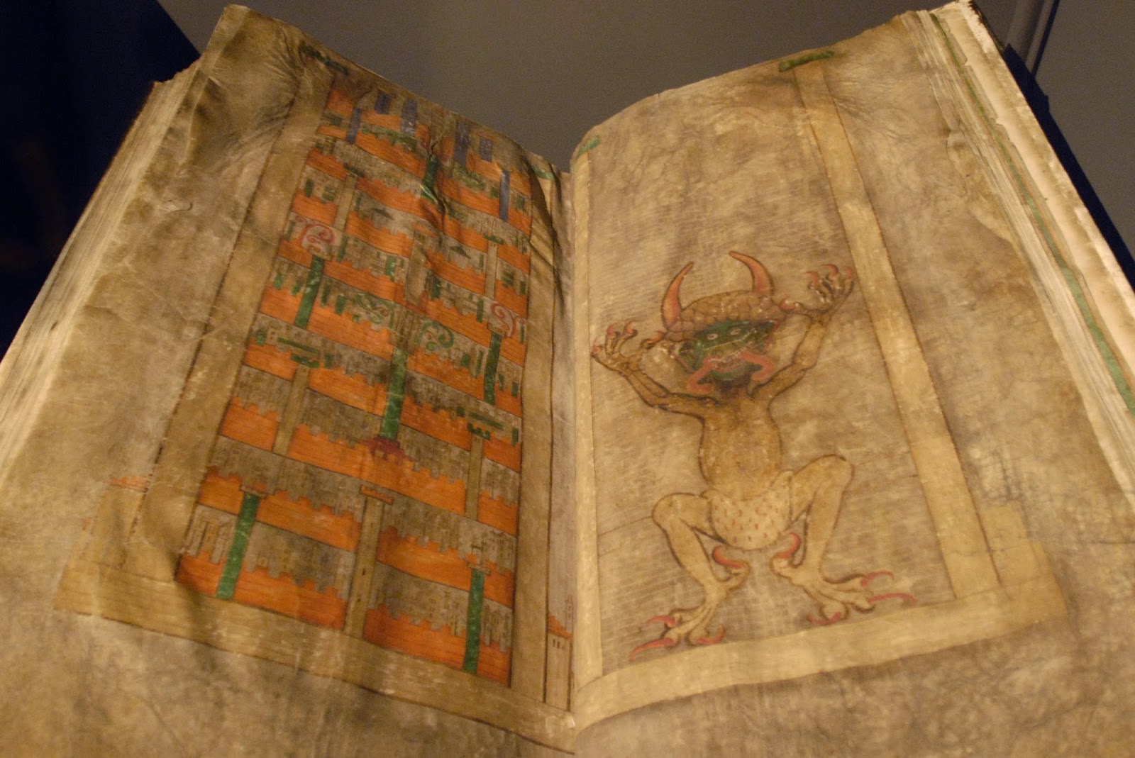 Documentalium: Codex Gigas, la Biblia del Diablo