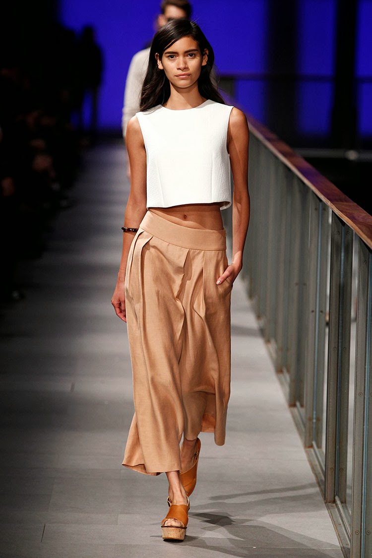 ROMANTIC AND CHIC: 080: Mango Catwalk