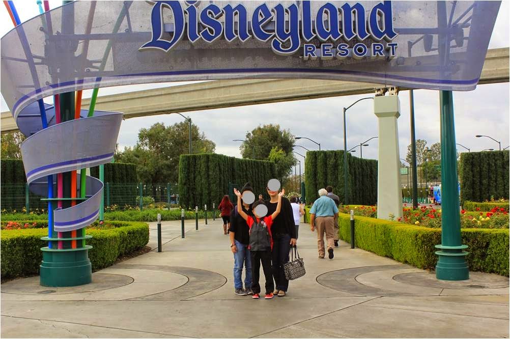 Stay, Stray, Play and Feast: Del Sol Inn: Disney’s Friendly Next Door ...