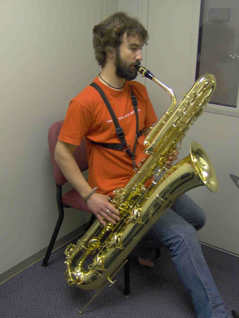 fronte & retro di Massimo Citi: In basso, verso la musica