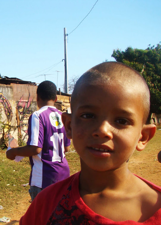 Reych Atelier: Encuentro de graffiti. Bauru-Sao Paulo, Brasil. Julio 2011.