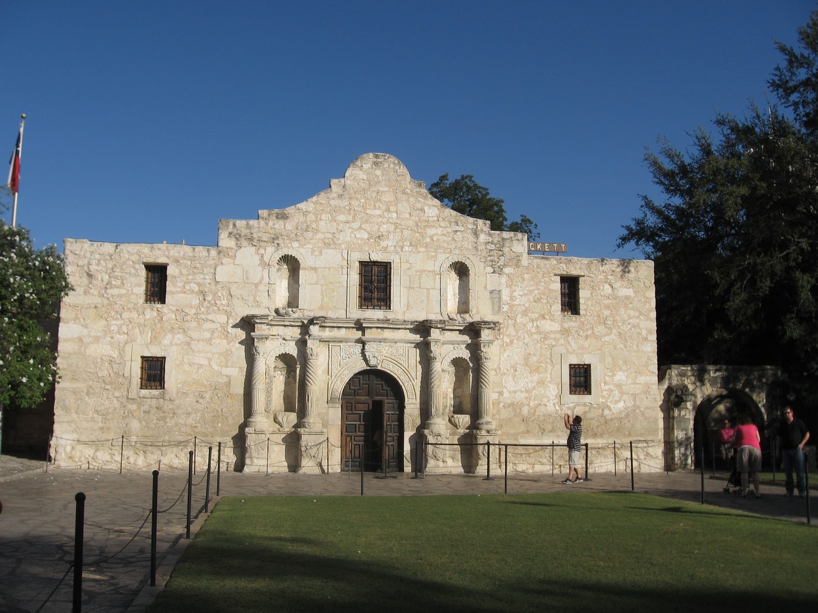 Simply Beautiful: Remember the Alamo