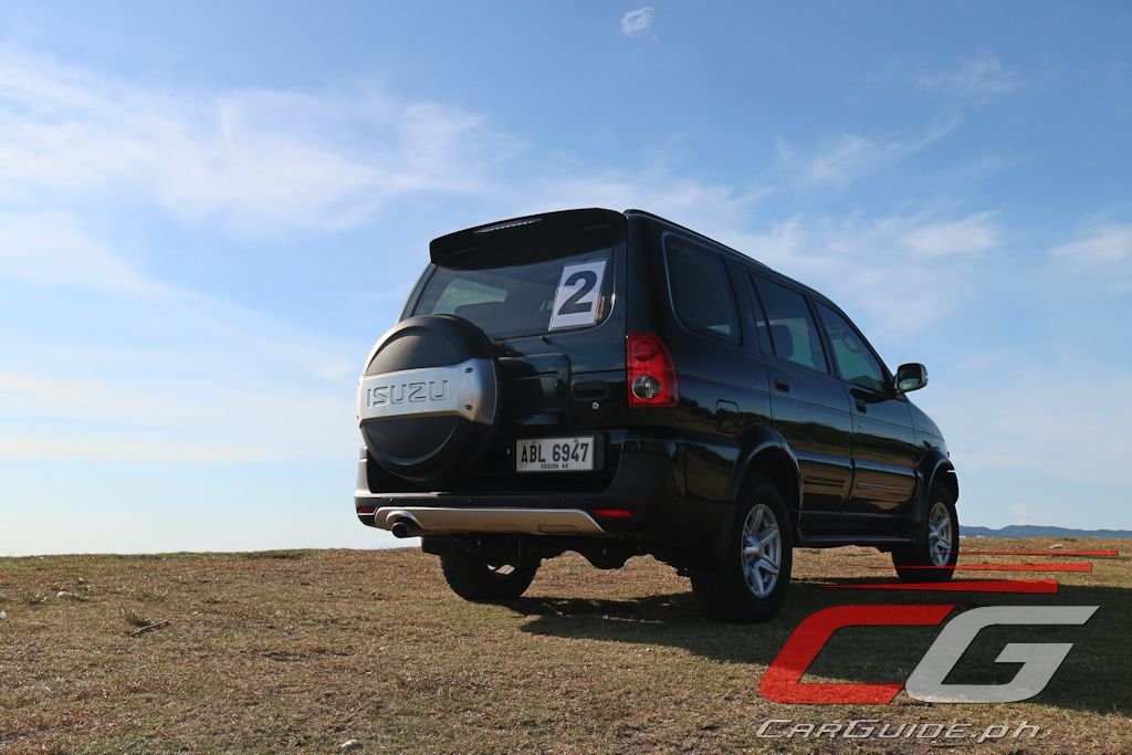 One Last Ride: Driving Up North with the Isuzu Crosswind | CarGuide.PH ...
