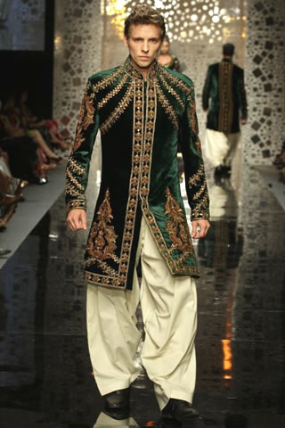 Manish Malhotra latest collection for men ~ New Fashion Arrivals/Styles