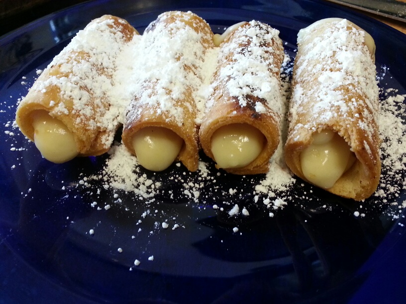 Sunny Side Up: Canoli!