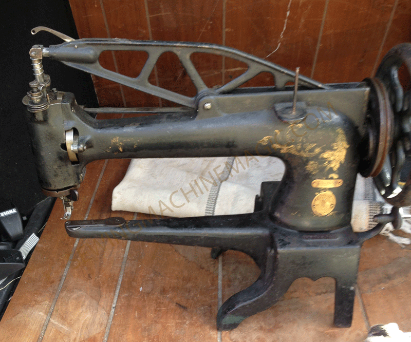My Sewing Machine Obsession: SINGER 29-2 AKA COBBLER'S SEWING MACHINE