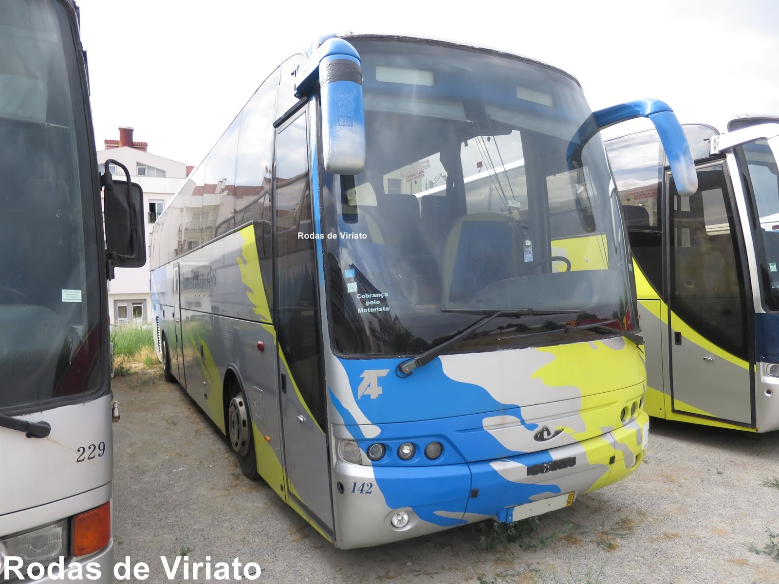Autocarro Alfredo Caetano da Auto Transportes do Fundão - n.º 142