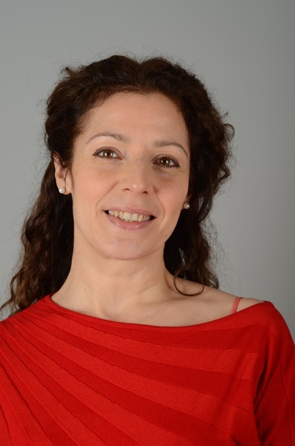 OZANAY ALPKAN - PEMERAN BIBI AYSE DALAM SERIAL DRAMA TURKI ELIF | JDSK