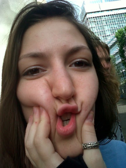 squish face: Francesca Spada's face squishing photos