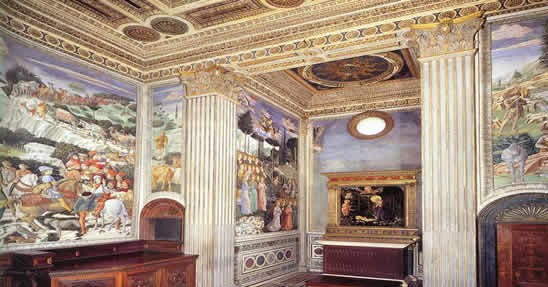 e-arthistory: Gozzoli's Medici Chapel frescoes