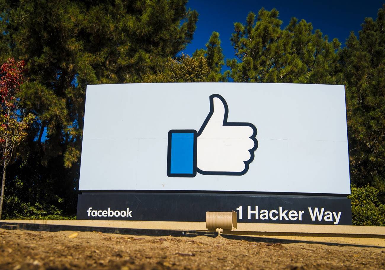 Beware Social Media Users: The Facebook bug allows others to see your ...