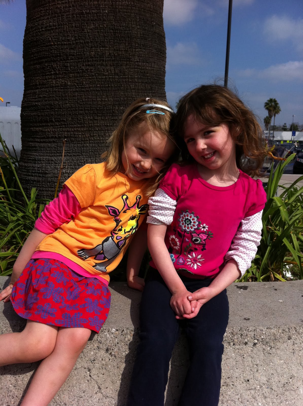 Lola Lives Large: Lola's Girl Posse