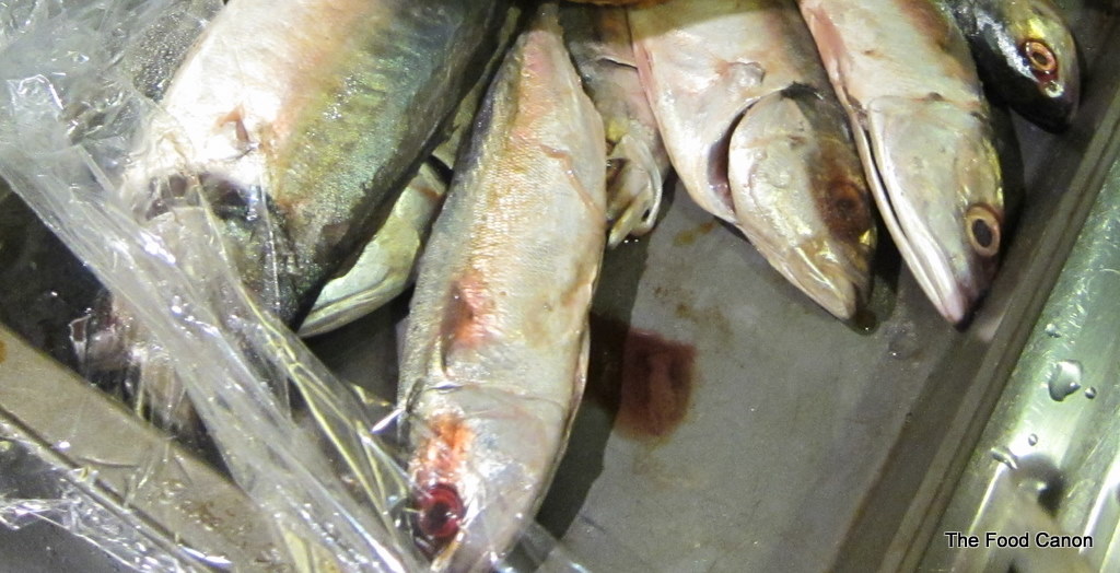 Auntie Ruby's Assam Laksa - 01 Preparing the Kembong Fish - The Food Canon