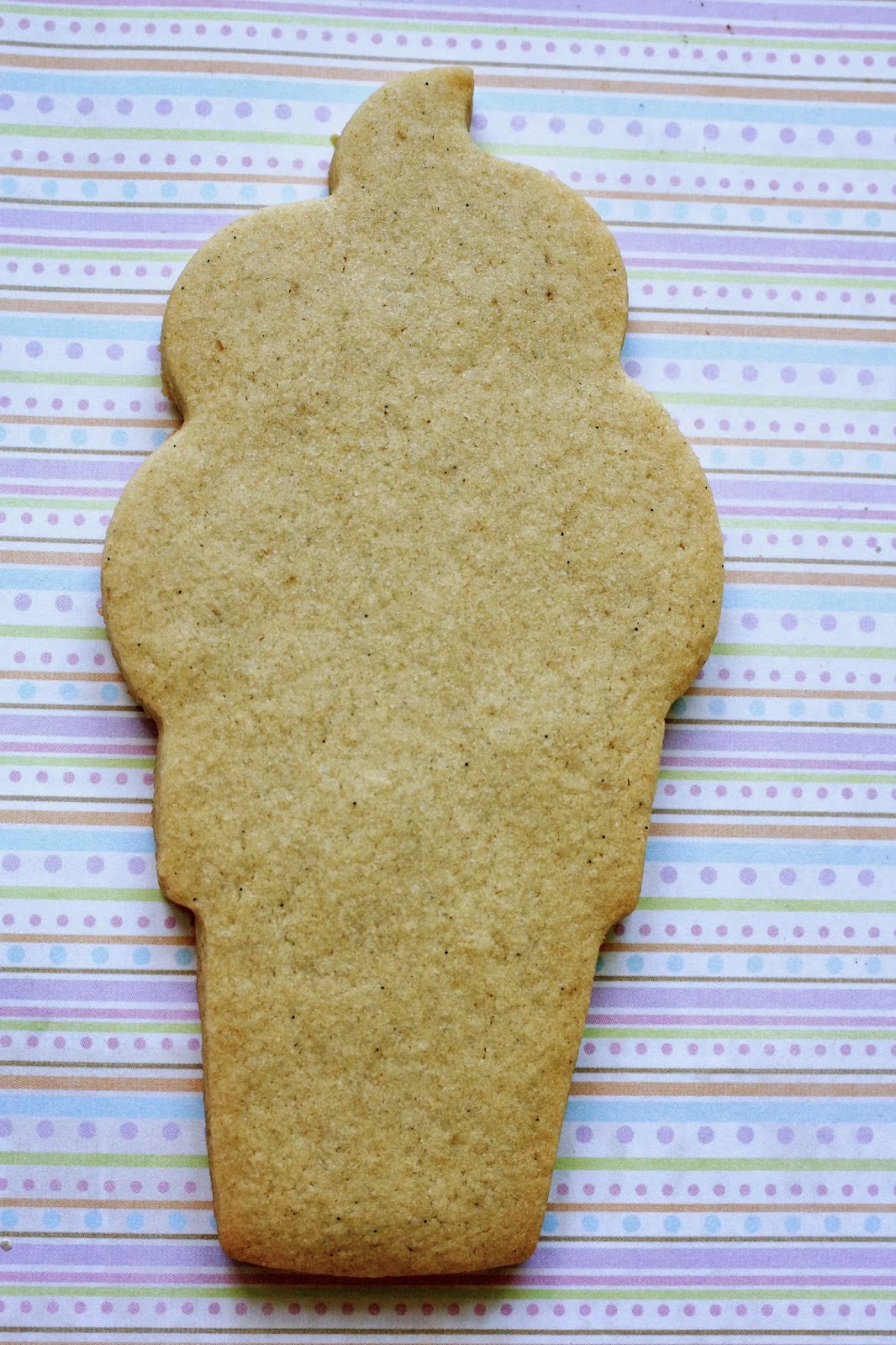 Adventures in Sugarland: Raspberry Ripple Ice Cream Cookies