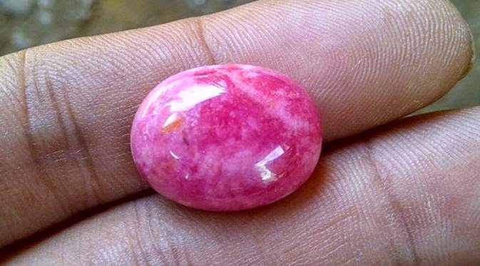 Batu Red Borneo - Batu Permata