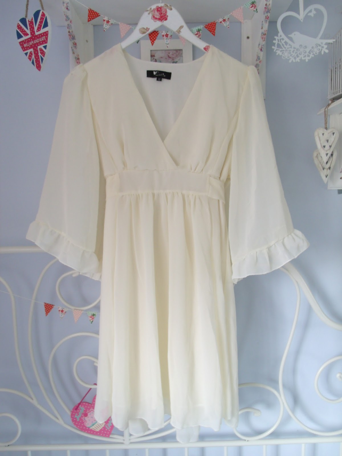 I bought: Eleven 99p eBay Dresses ♥ - Victoria's Vintage Blog | Milton ...