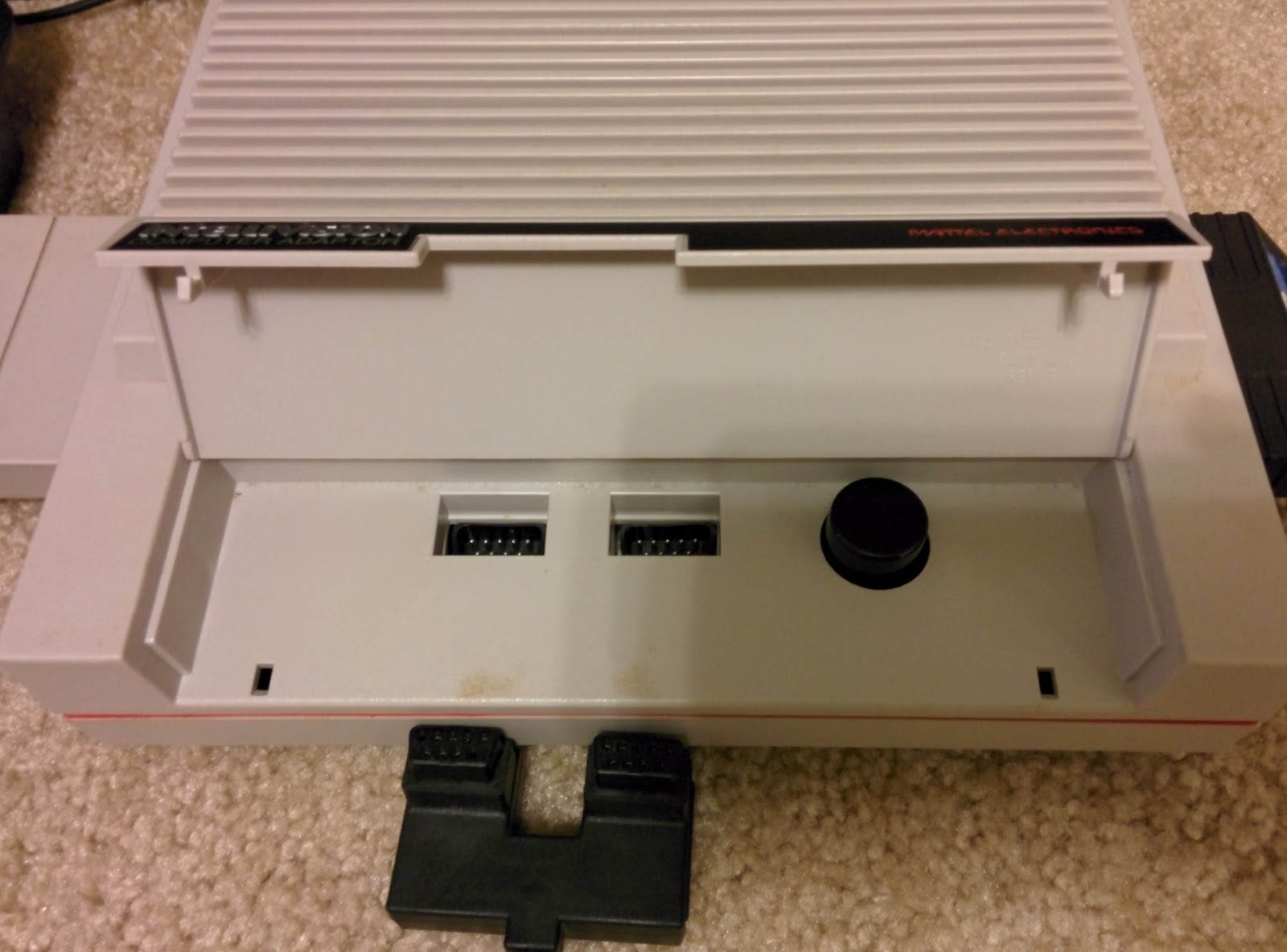 Retro Tech!: 1983: Mattel Electronics Intellivision Computer Module Part 1