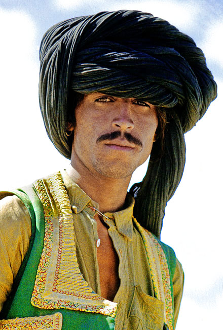 Fascinating Humanity: Afghans: A Good-Looking People